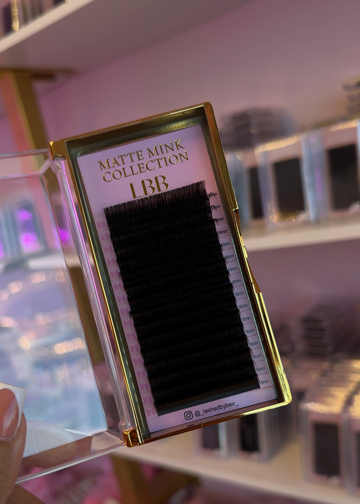Matte Mink Volume Lashes D curl – SHOP LBB